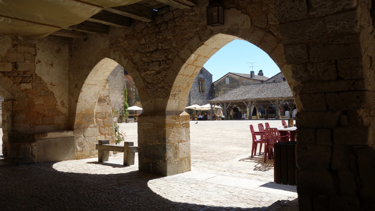 Bastille Towns of Southern France – TRAVEL TO LITTLE KNOWN PLACES